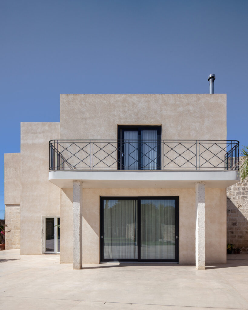 Farmhouse (Studios) - Valentino Architects